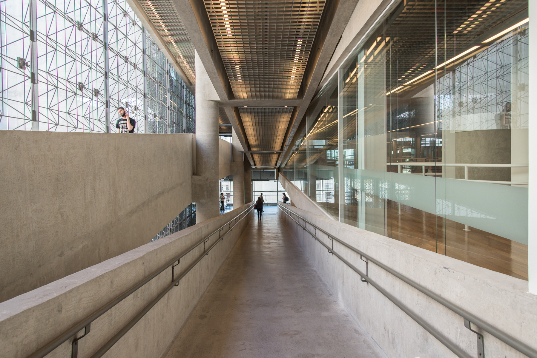 rampas-um-passeio-entre-os-pavimentos-e-seus-atrativos - Sinaenco